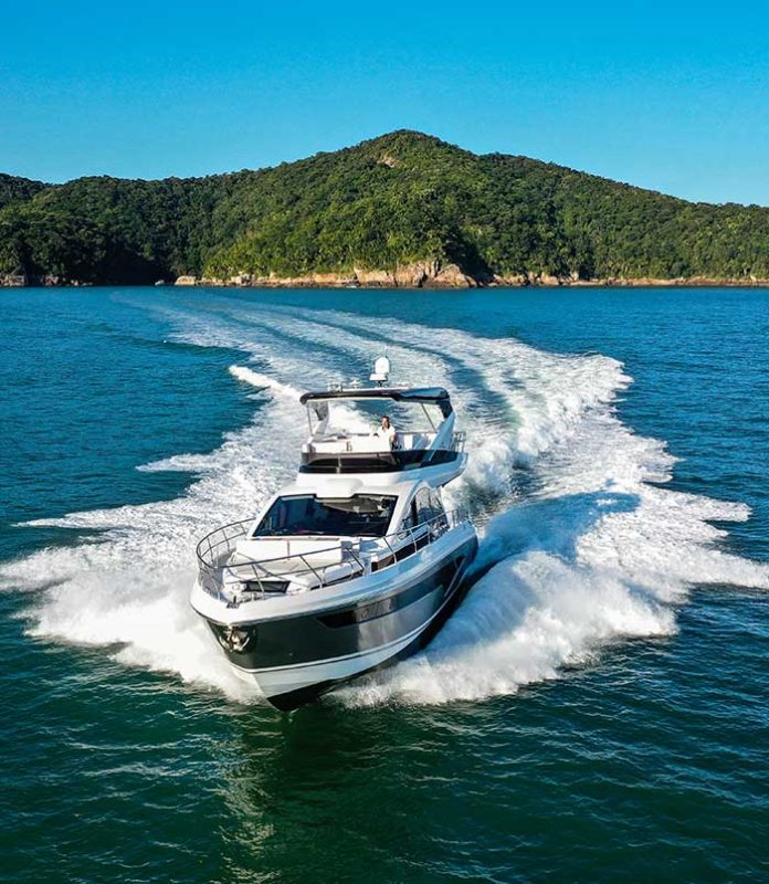 Teste Intermarine 62: navegamos em uma das lanchas mais desejadas do Brasil