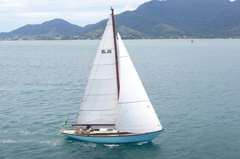 Tipos de proa: conheça os formatos indicados para cada barco