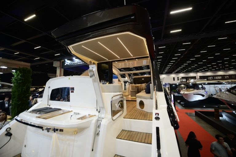 NX 50 Invictus HT: conheça a maior lancha da NX Boats em fotos