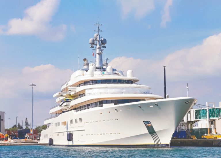 Saiba quais são os 11 maiores iates do mundo