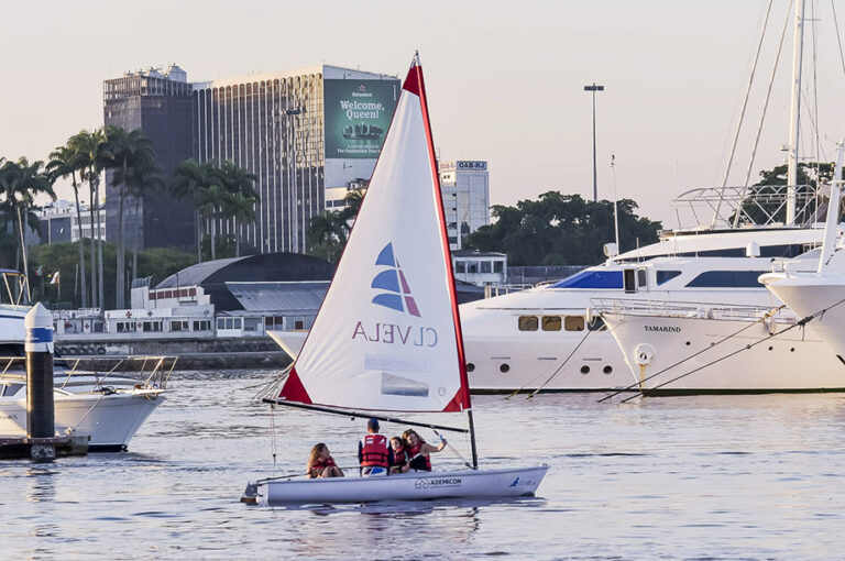 Com CL Vela, público do Rio Boat Show velejou pela primeira vez