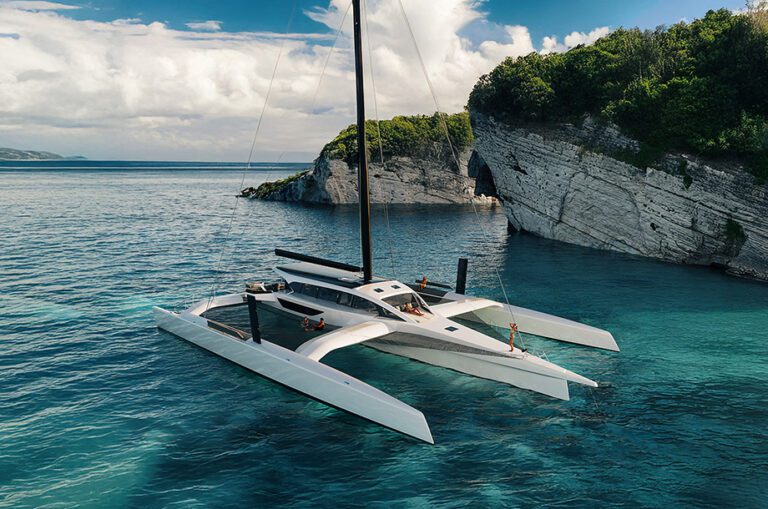 Anahita: novo trimarã promete velocidade de regata e luxo de iate